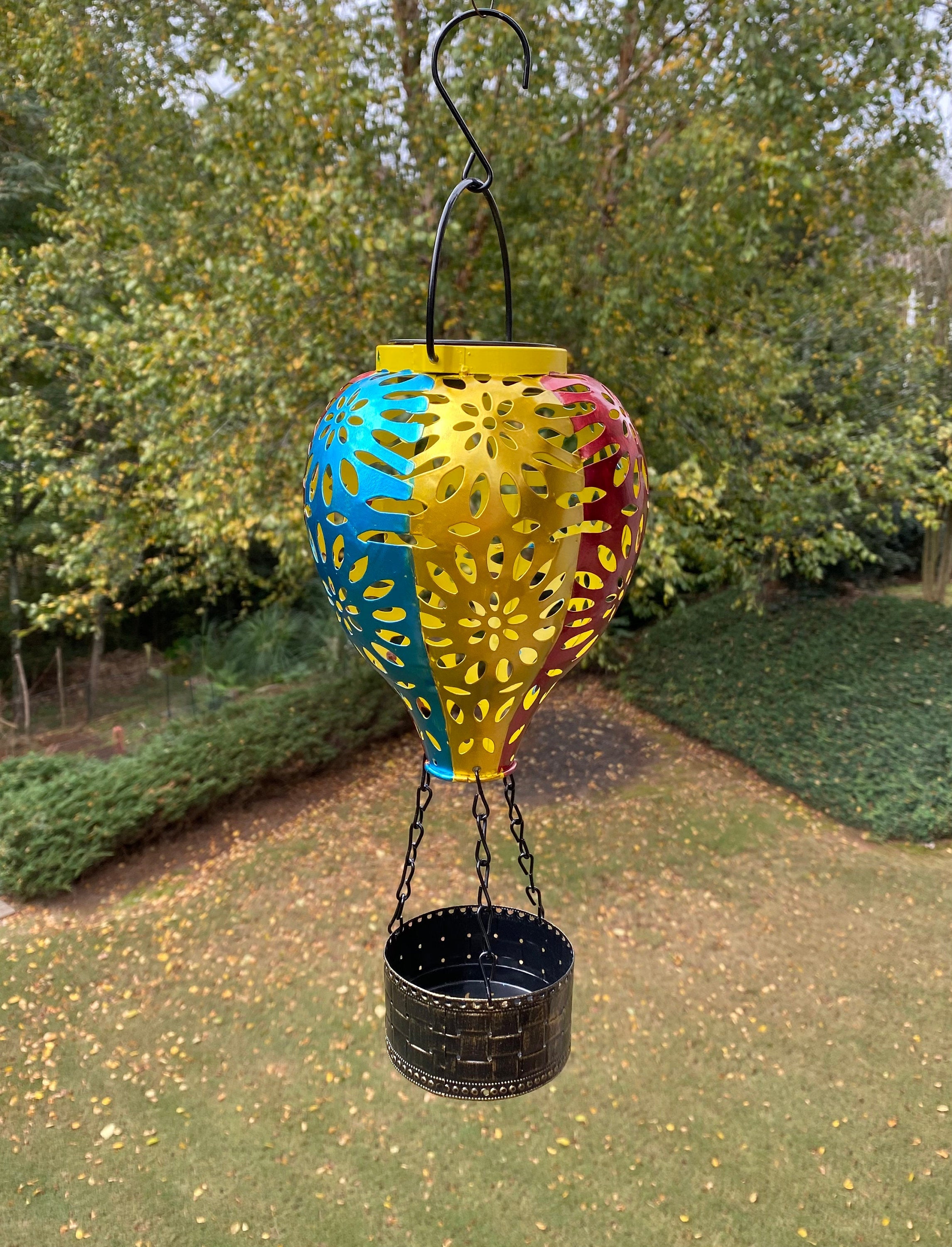 Solar Hot Air Balloon Lantern: Outdoor LED Decor